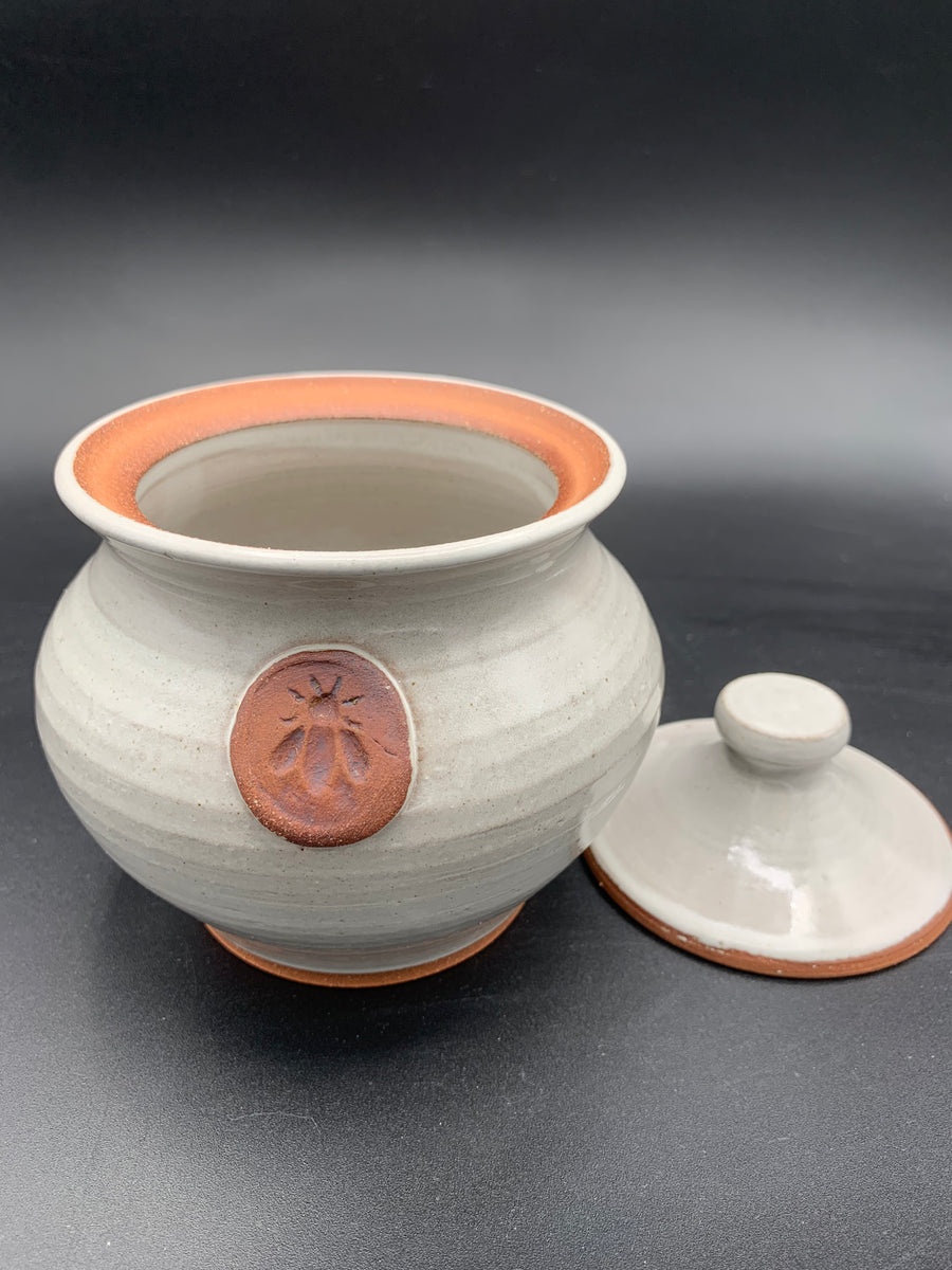 Honey Pot – Michael Stanley Pottery